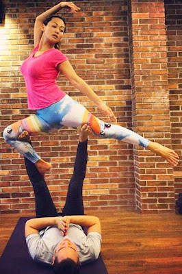 Deretan Foto 15 Artis Cantik Ini Hobi Pakai Legging Tipis dan Pamer ...