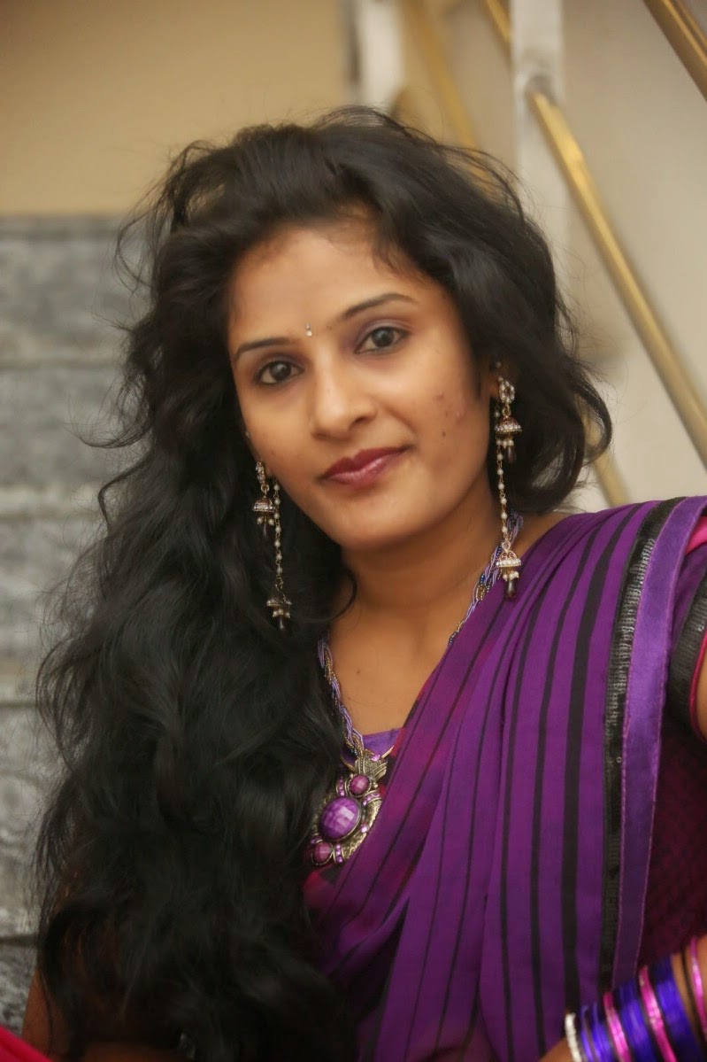 Actress Madhavi Latest Saree Stills - Cine Gallery