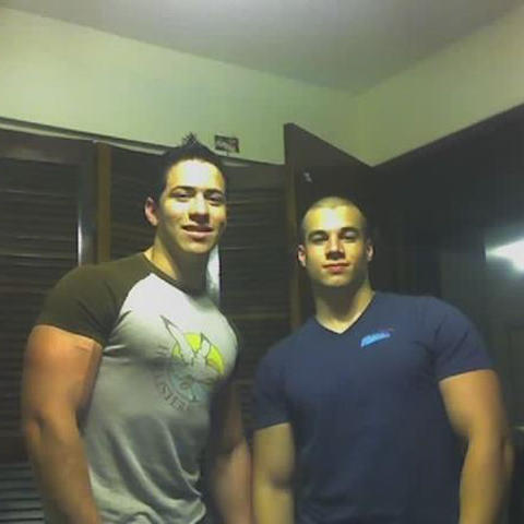 the beauty of male muscle: muscle friends