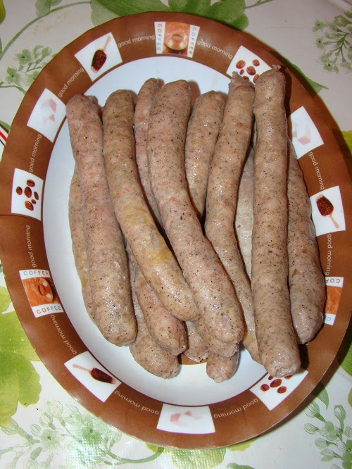 Cristina's world: Carnati fierti in zeama de varza