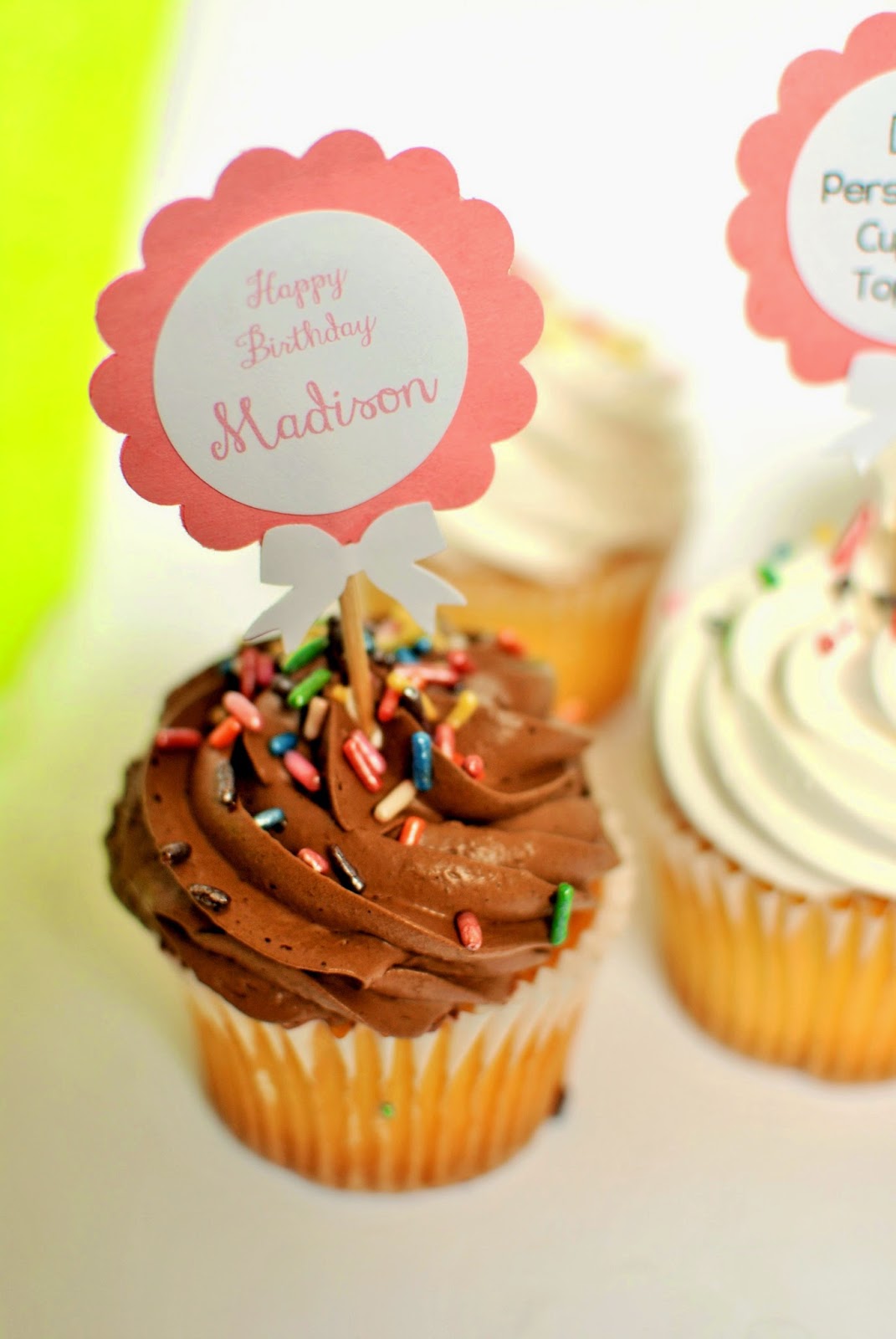 Glam, Glitz, and Glue sticks: DIY Cupcake Toppers: Part 1