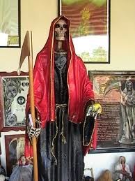 O MAGO OBSCURO: A poderosa Santa morte