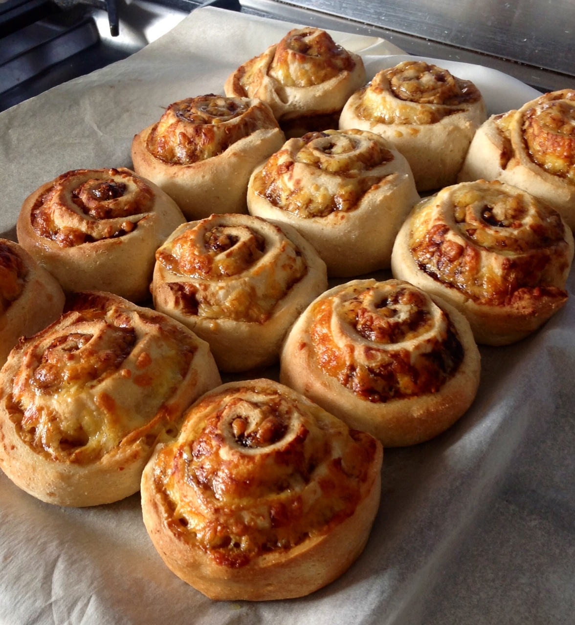 Three kids and the cook: Thermomix Wholemeal Cheese & Vegemite Scrolls ...