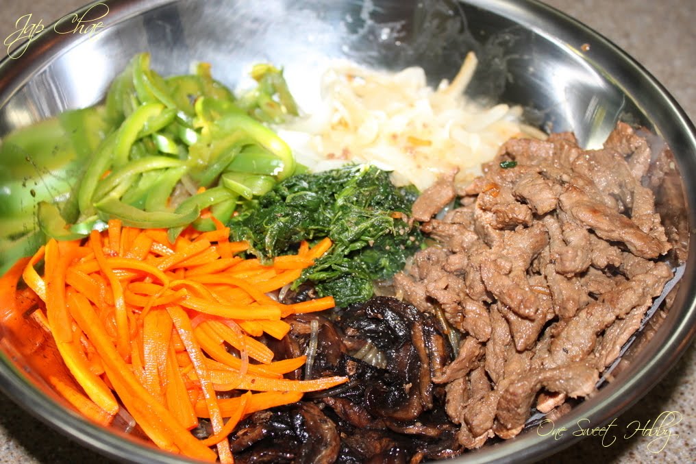 One Sweet Hobby: Beef Jap Chae (잡채)