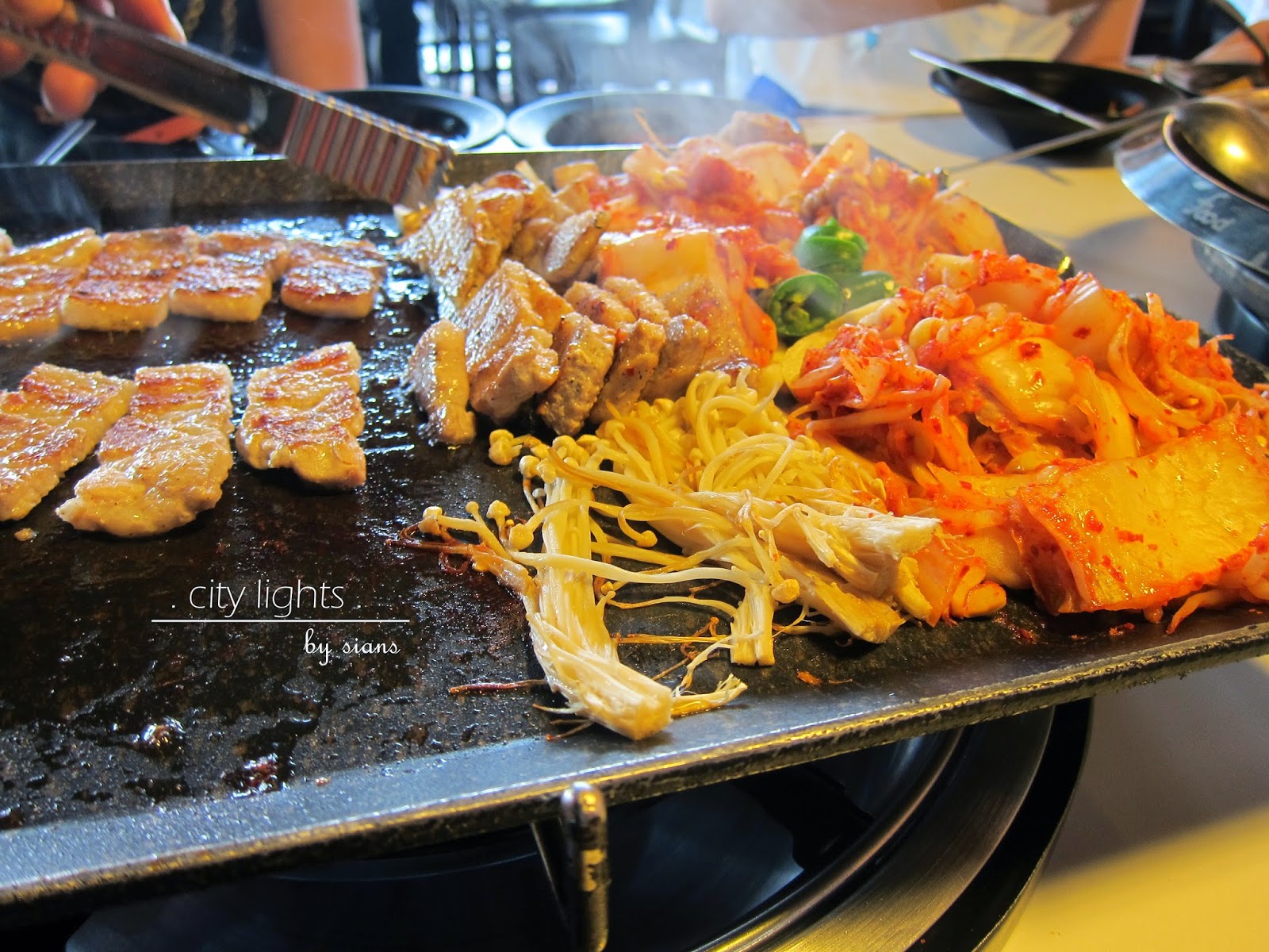 palsaik korean bbq at solaris mon't kiara | city lights