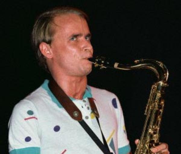 TestigoUno: Hallan muerto a Greg Ham, músico de Men At Work