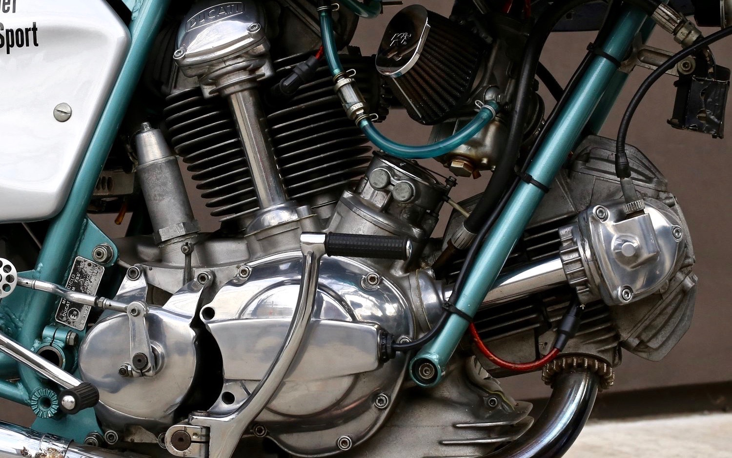 750SS - Inazuma café racer