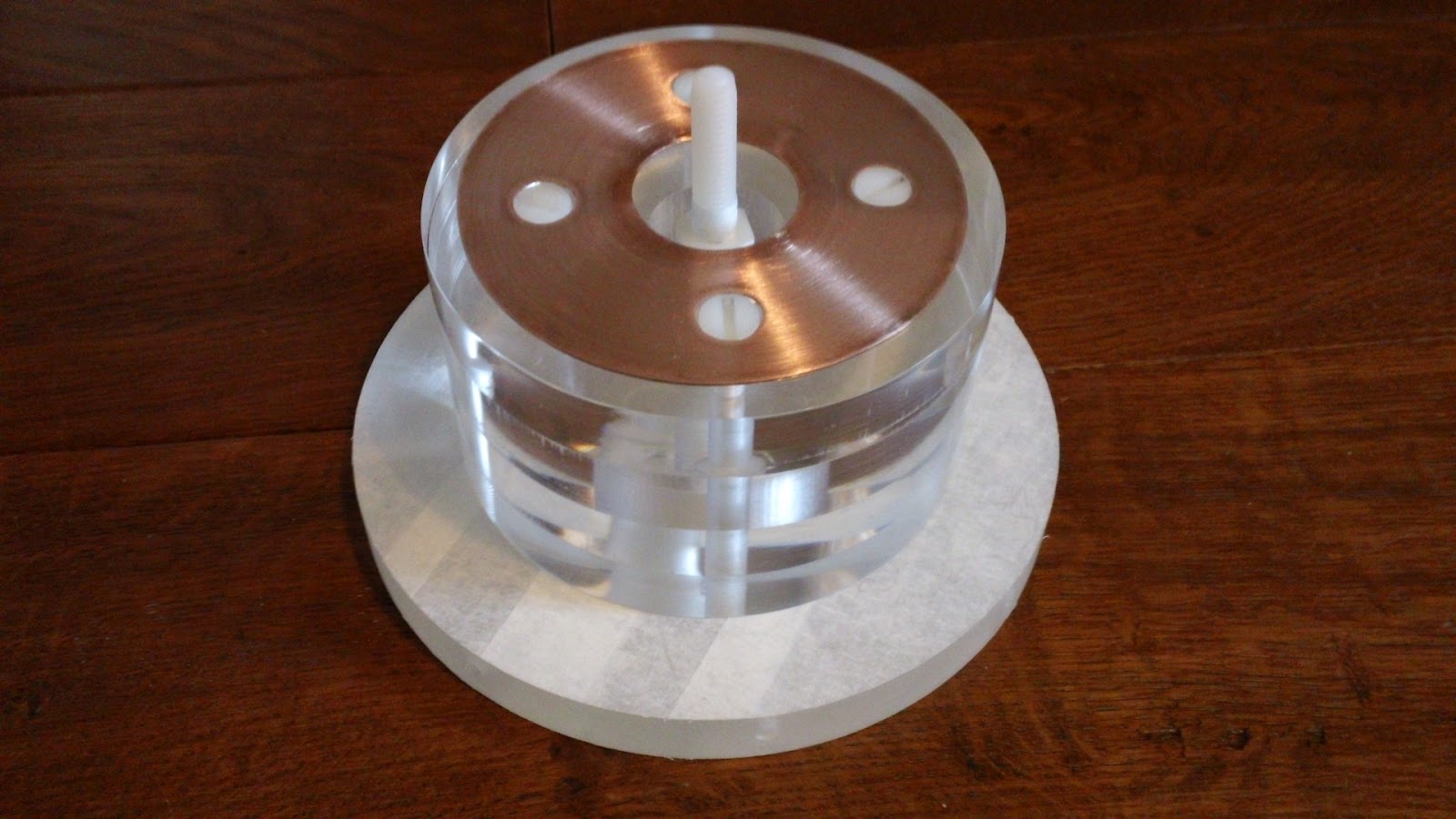 Paul's Tesla Coil Blog: New Toroid mount System