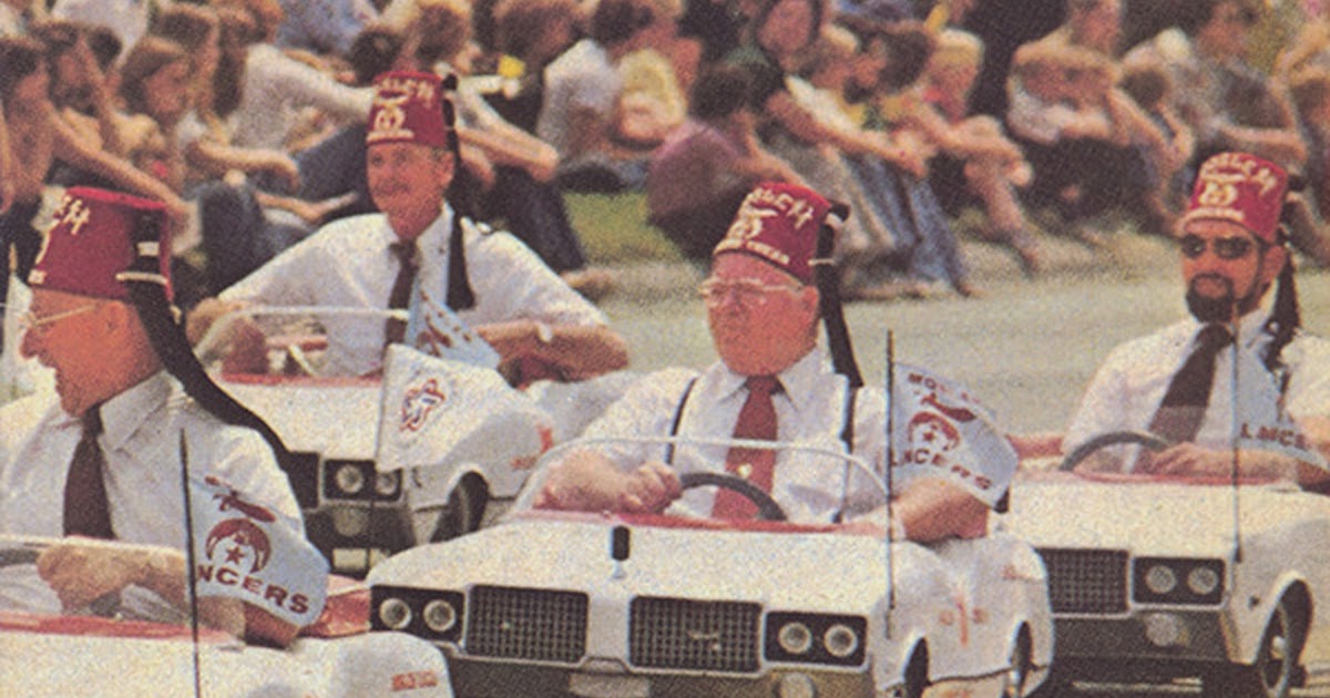 WhyDoThingsHaveToChange: DEAD KENNEDYS - Frankenchrist 1985