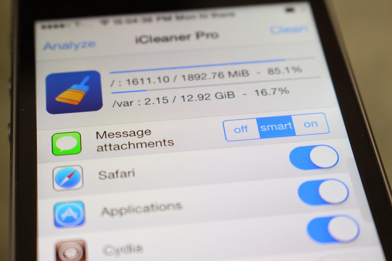 اداة iCleaner Pro لتنظيف الجهاز للايفون والايباد - ماجد ايفون Majed iPhone