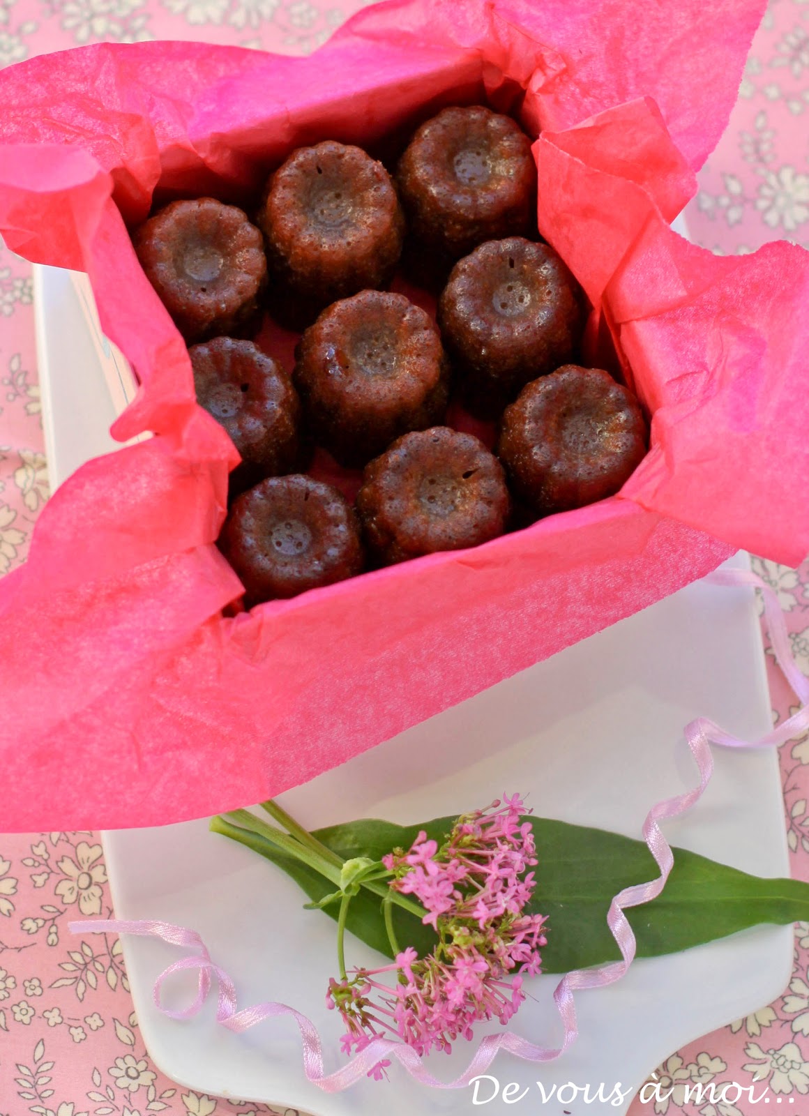 De vous à moi...: Cannelés au Chocolat, Epices et Poivre Rose