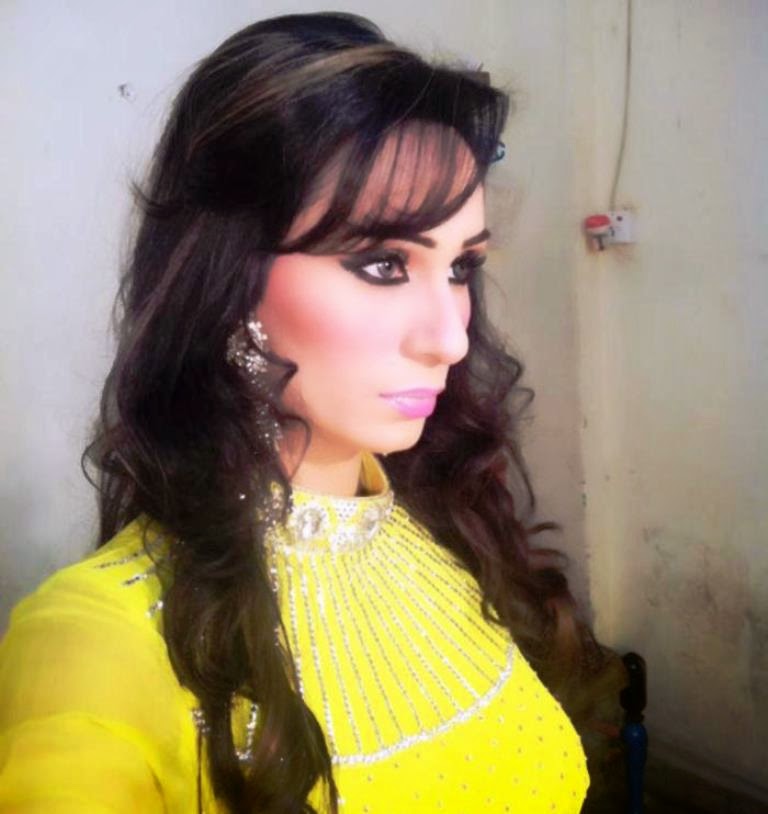 Hottest Fashion Online: Pakistani Actress Deedar Hottest Fashion Online