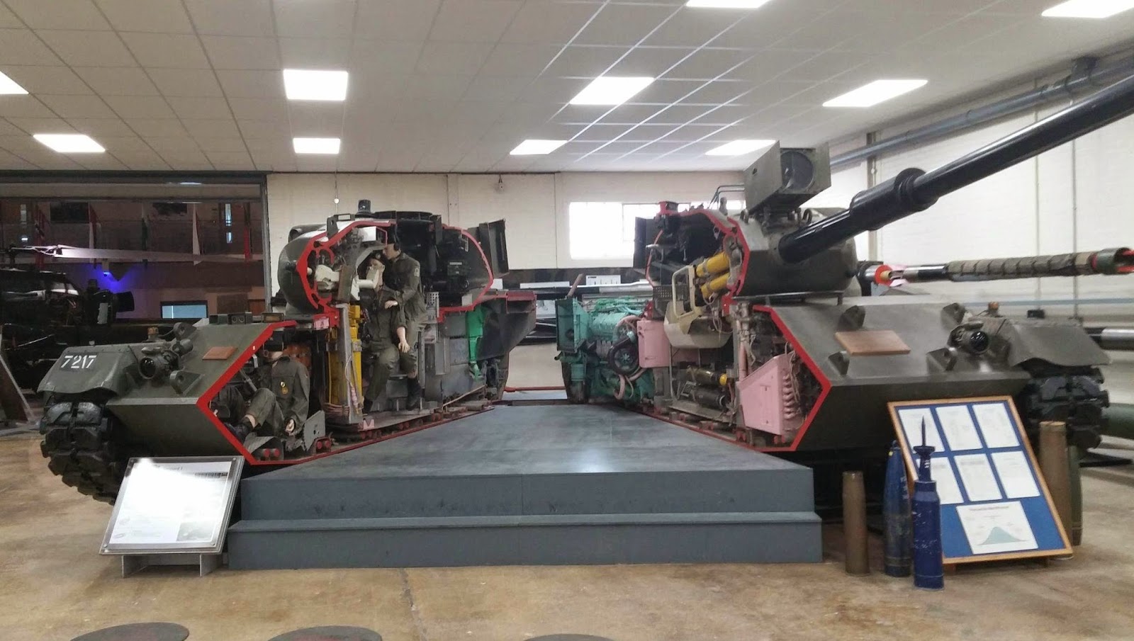 fatkiddown: A German Leopard I tank cut in half vs 'other' modern [yes ...