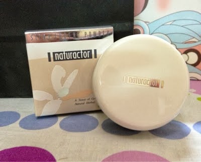 Review: Naturactor Foundation: Naturactor Foundation