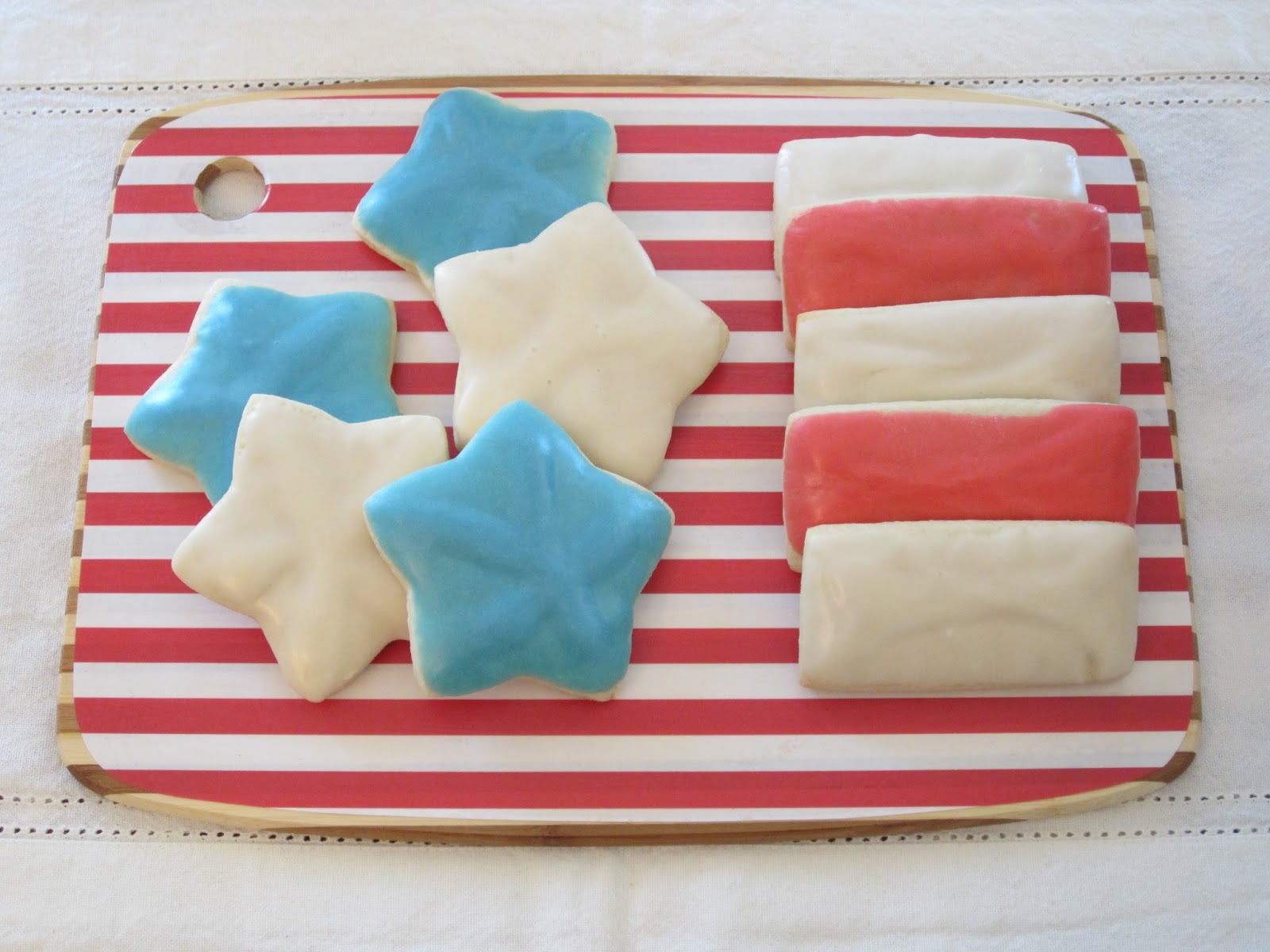 Stars and Stripes Sugar Cookies: design sprinkle