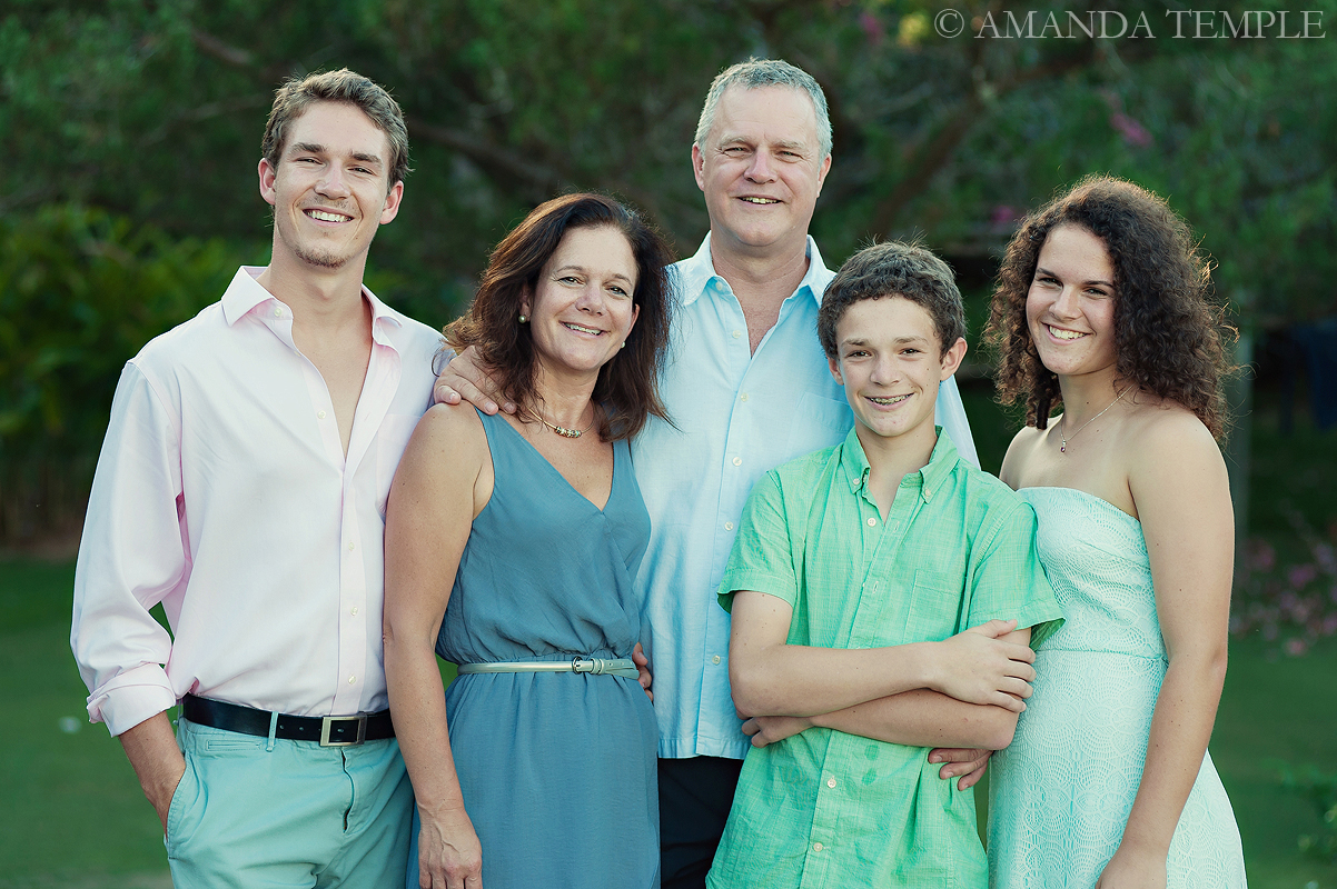 Bermuda Photographer - Amanda Temple: The Prado Family Reunion