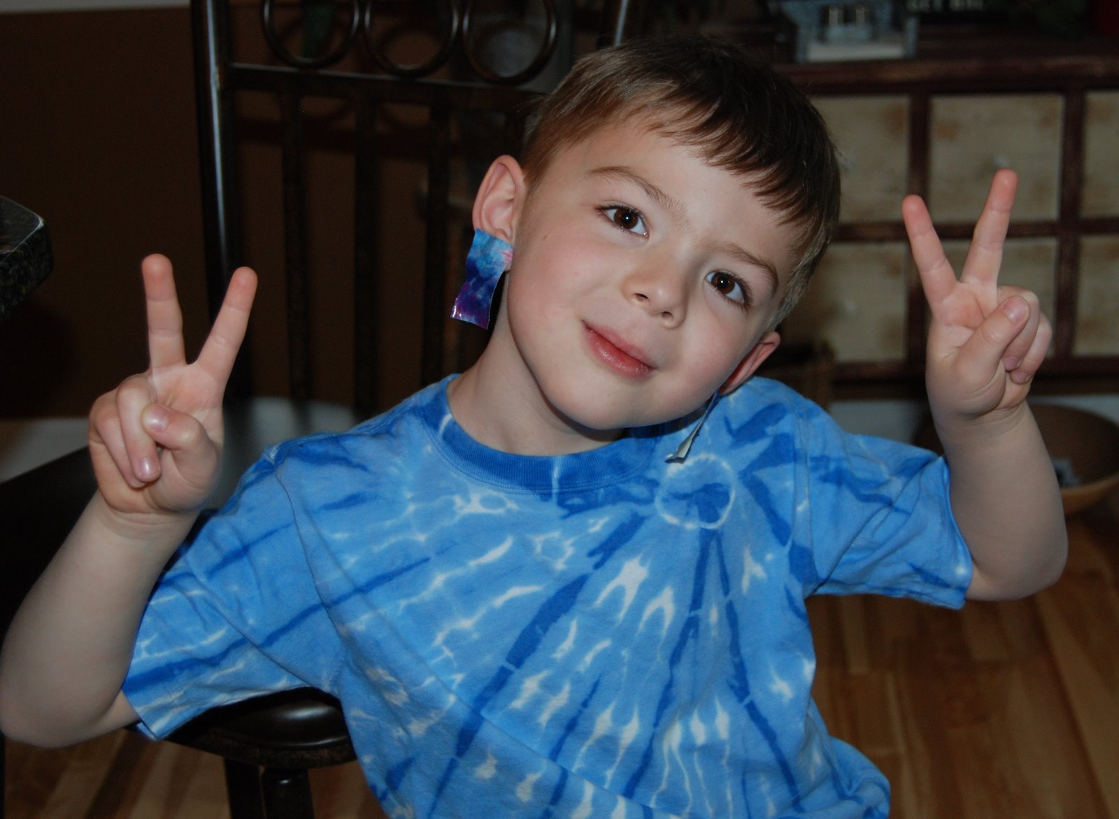 a blonde and 3 boys: duct tape...