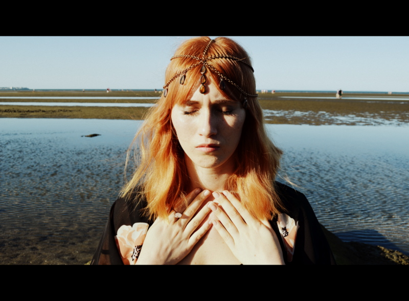 The High Priestess : Heal