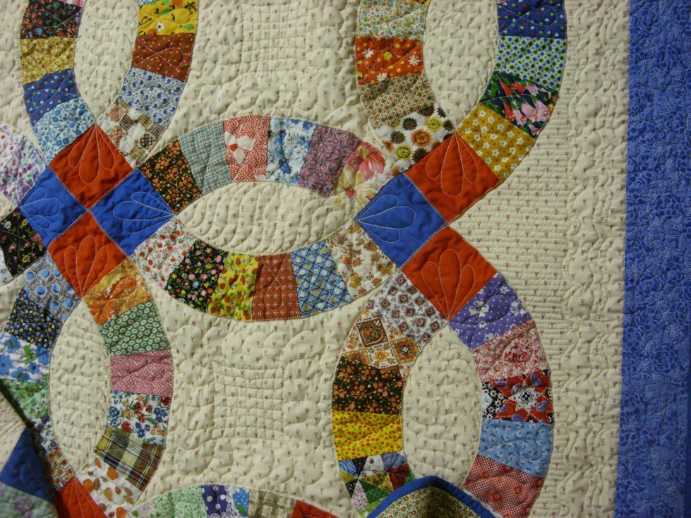 Elizabeth's Quilt Projects: A Completed Quilt and a Quilt Top