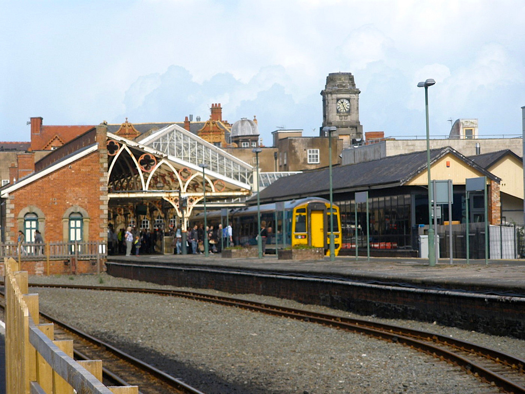 Calling at... British railway stations: Aberystwyth (AYW)