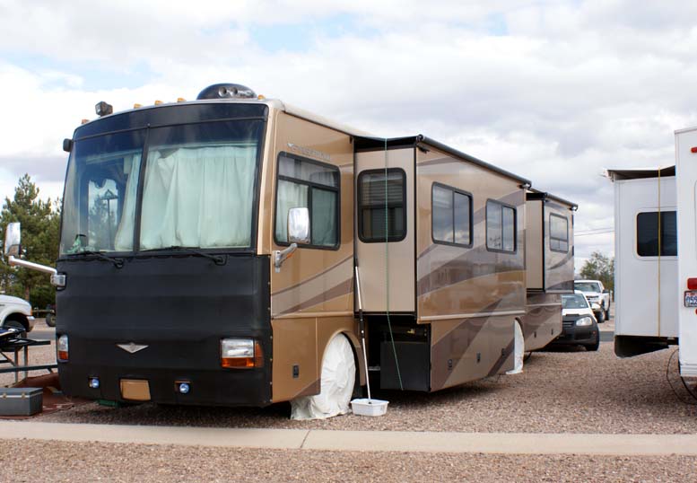 Gypsy Life Journal: A Unique RV Park