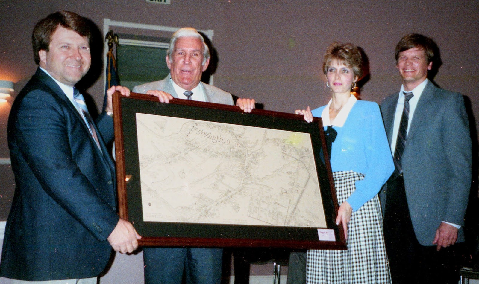 The Barthet Gallery: June 2016