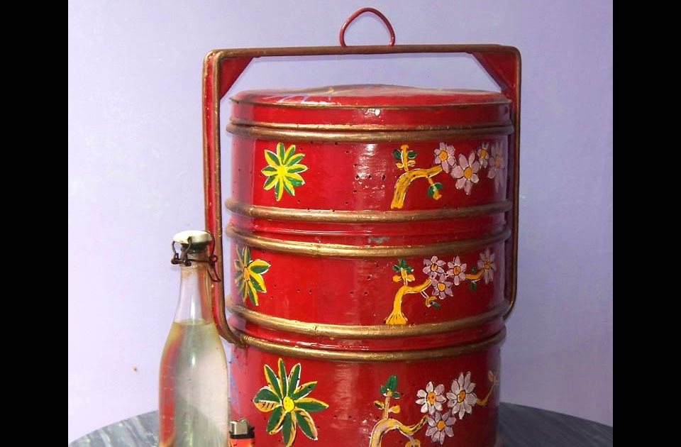 Ide 23+ Warna Merah Menyala