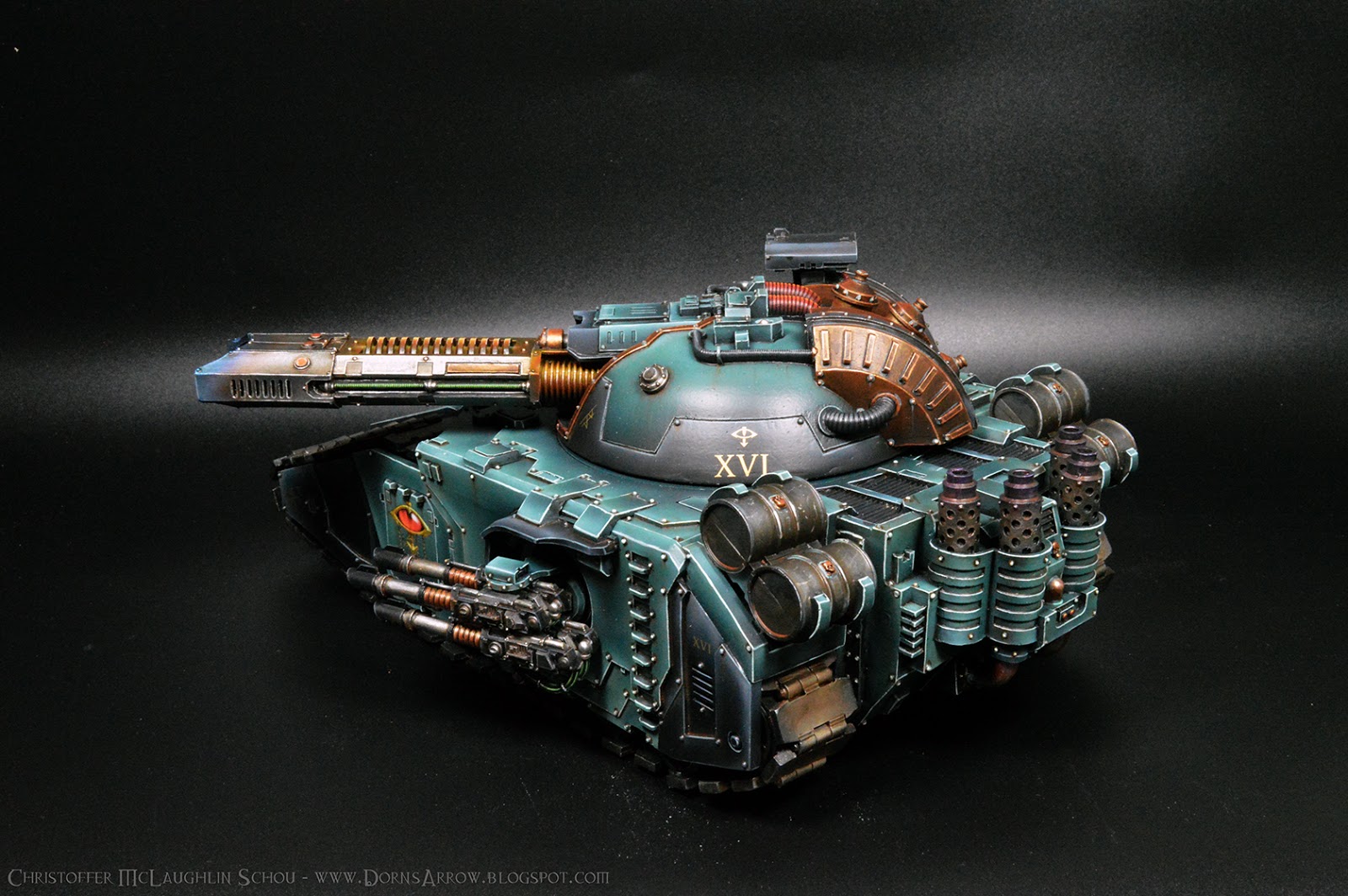 Dorn's Arrow: Glaive Super-heavy Special Weapons Tank - Sons of Horus