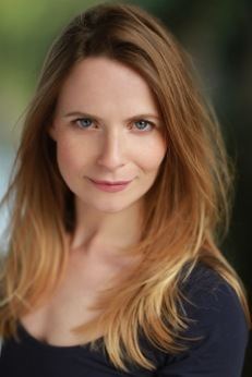 Alice Patten Facts, Age, Wiki, Biography, Height, Weight, Affairs, Net ...