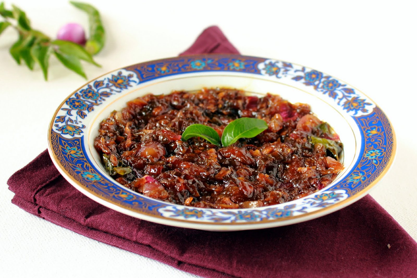 My Food Treats: Puli Ingi / Tangy Ginger - Onam Sadhya Vibhavangal 1