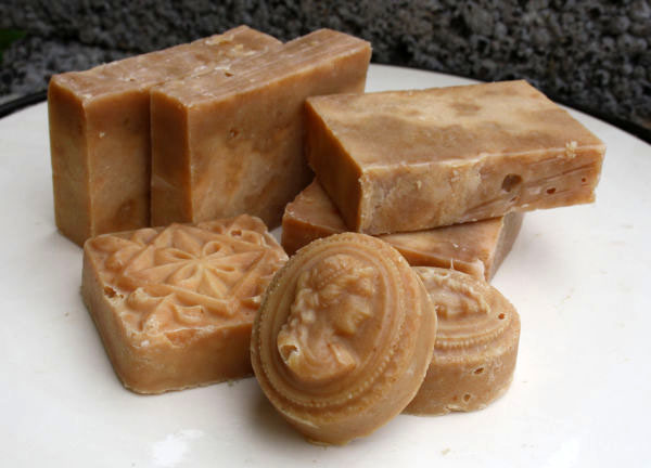 TIKRAS MUILAS: Naturalūs, rankų darbo muilai