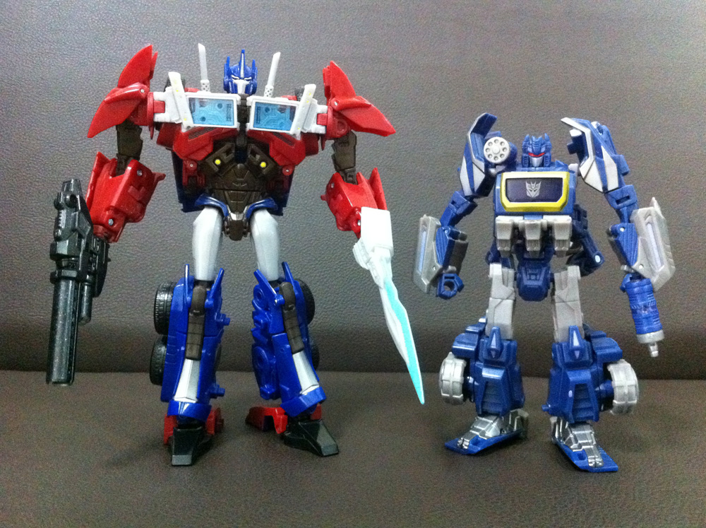 War For Cybertron Soundwave | Dark Energon