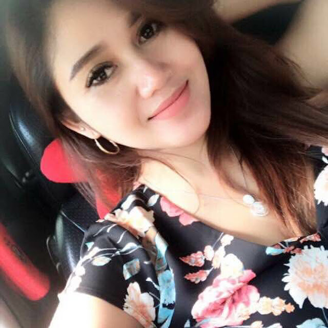 Mama Muda Bali Cantik Ayu Suka Selfie Mama Syantik