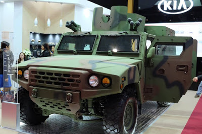 Asian Defence News: Philippine Army Receives 2 Light Tactical Vehicles