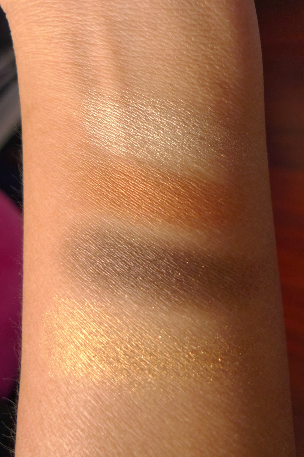 The Body Shop Shimmer Cubes in Gorgeous Bronze Review