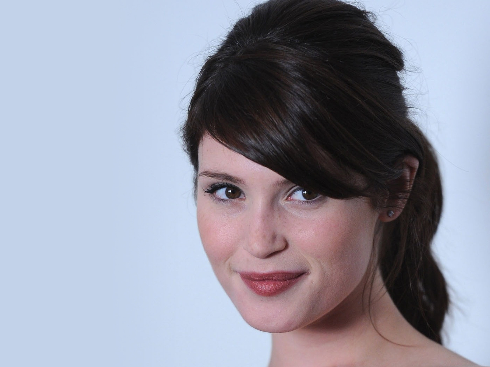 Gemma Arterton | Faster Black