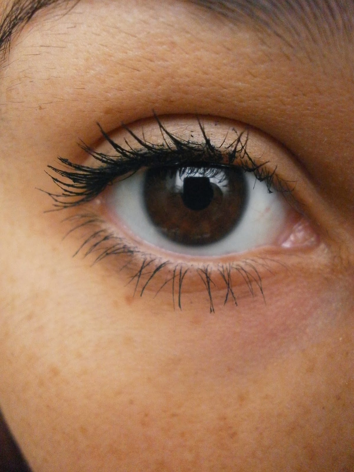 A-B-BEAUTY: Review Volume Boost Mascara PRIMARK