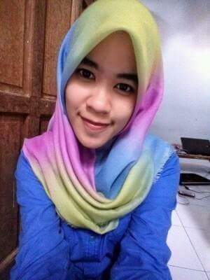 gudang video mesum Behijab sange muncrat di Mulut