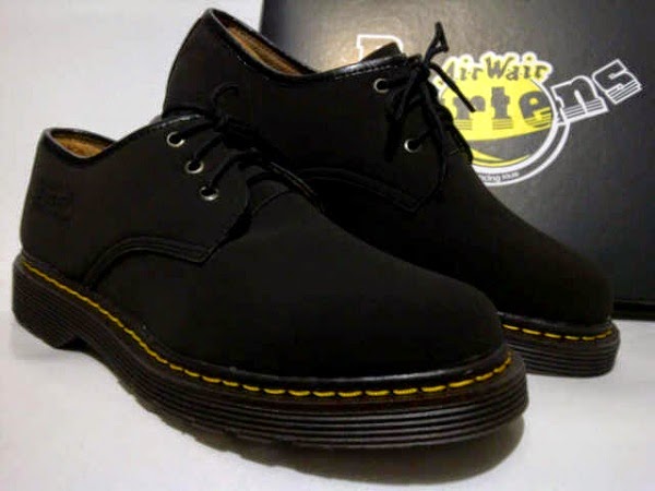 Sepatu Dr Martin Murah - Sepatu Murah Ready Stok