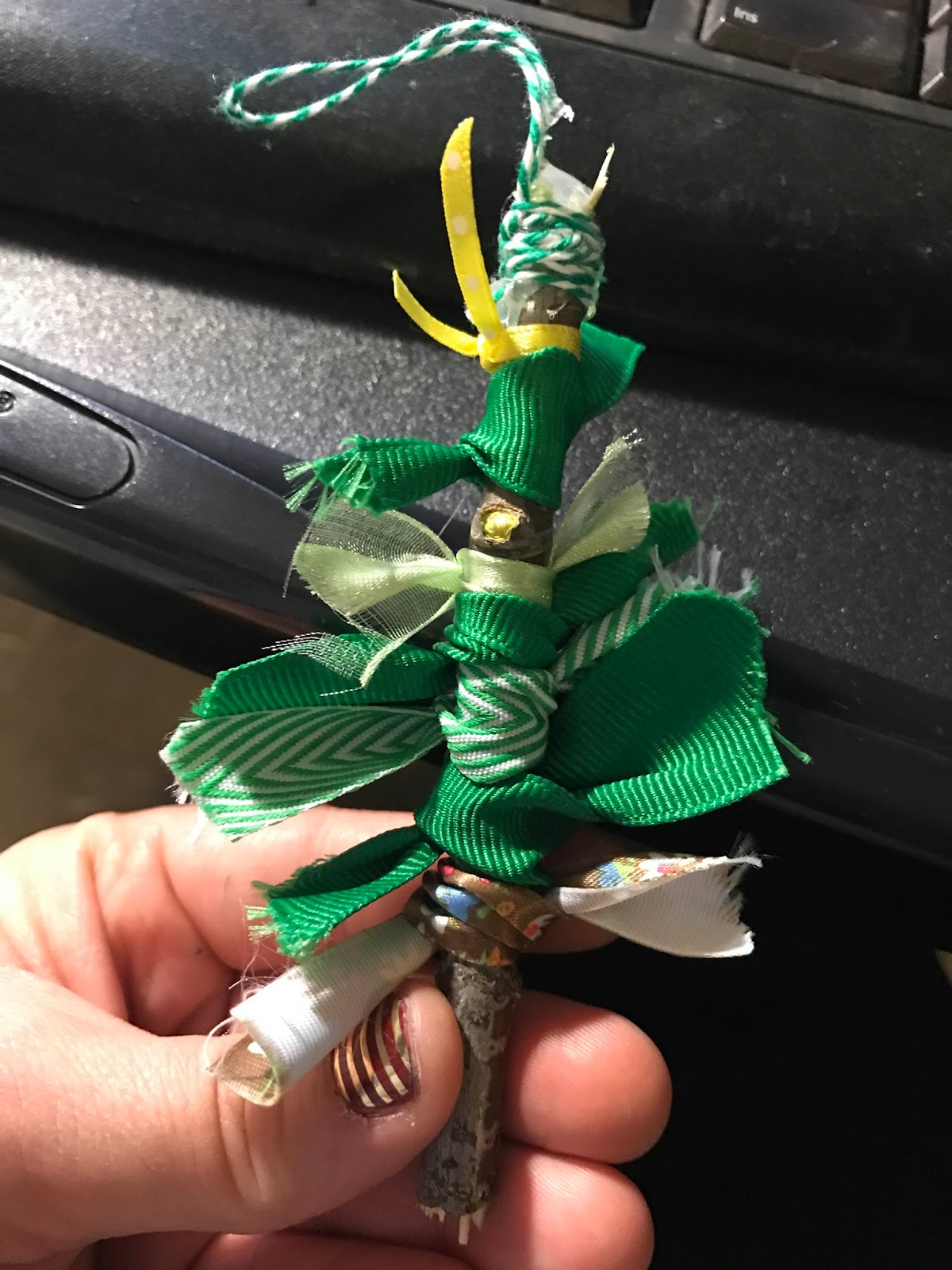 Girl Scout Promise Tree | The Dabbling Crafter