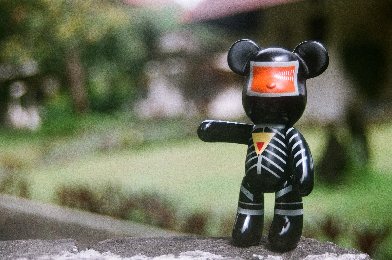 my name is dewi: BRICKBEAR