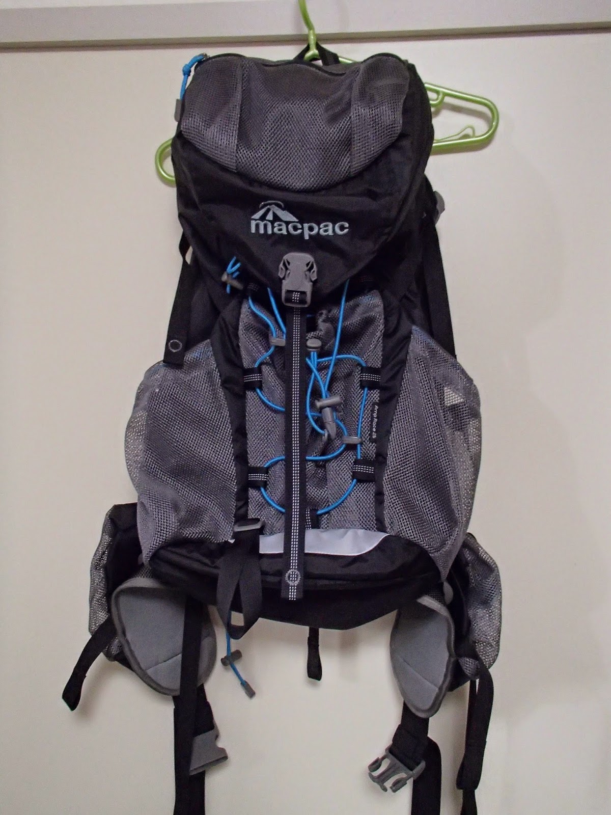 走ること、登ること: 購入 ： macpac（マックパック） 「AMP Race 25（アンプレース25）」