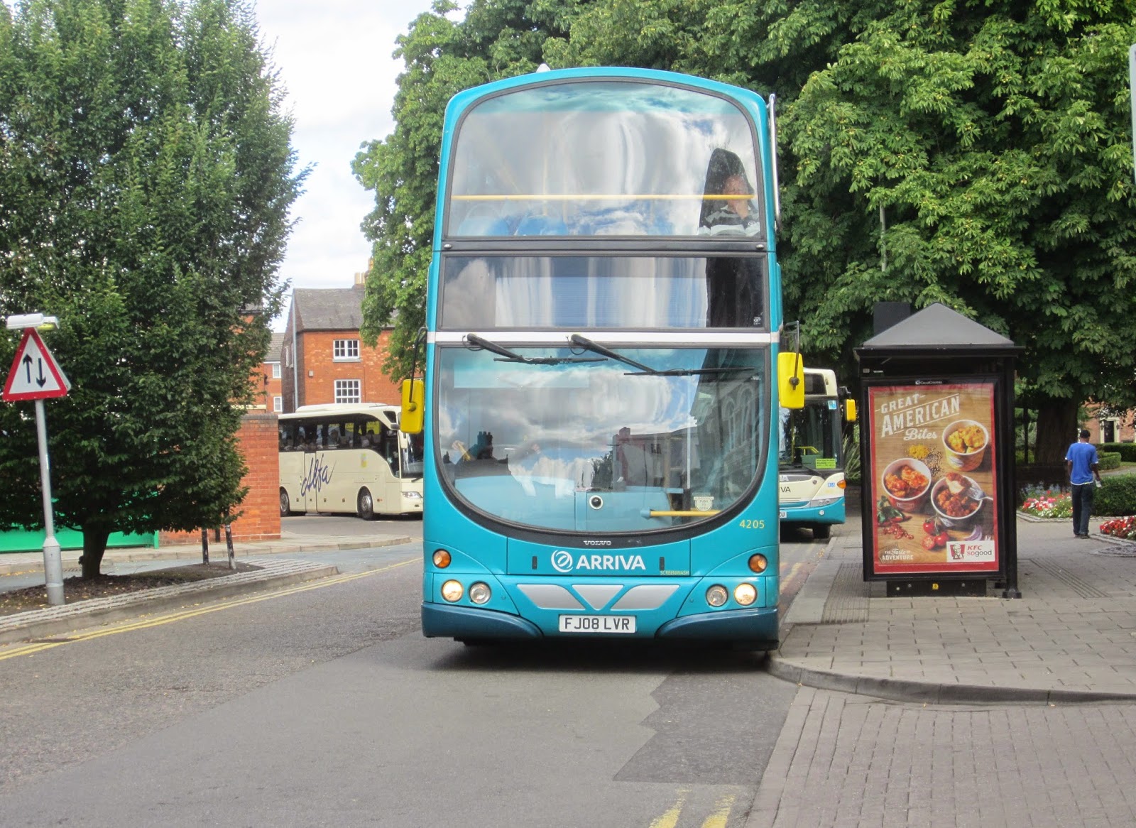 East Norfolk (and East Suffolk!) Bus Blog: Tamworth Sunday