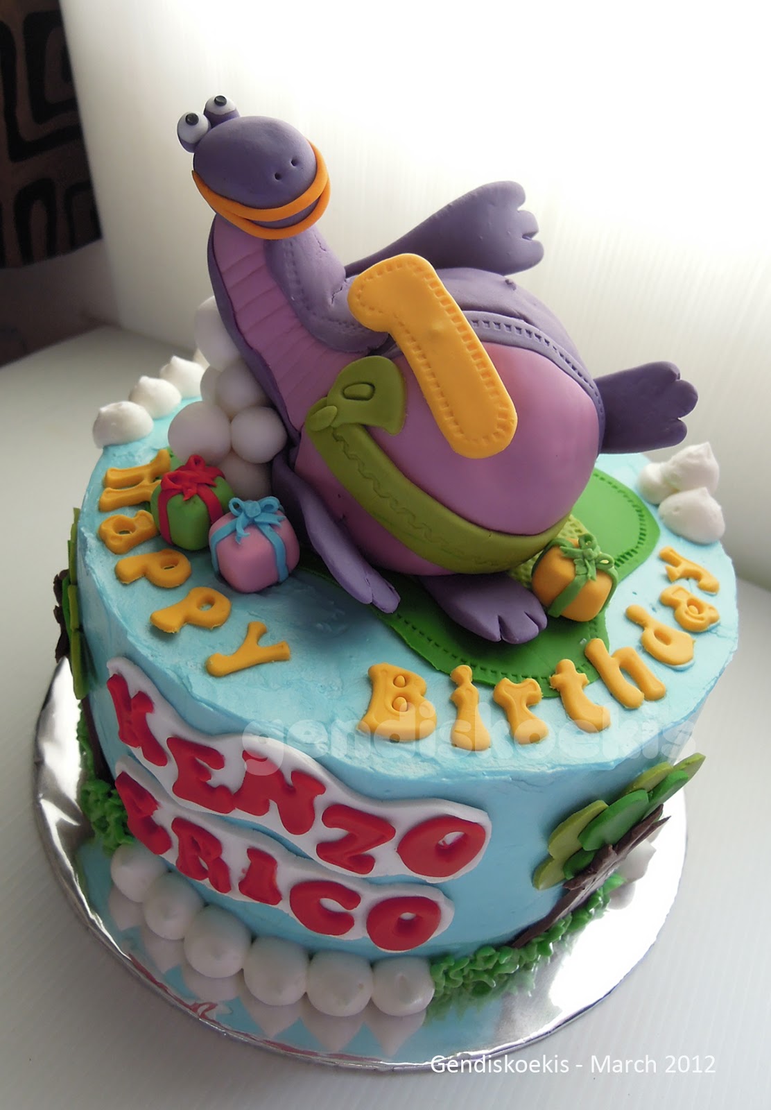 GENDISKOEKIS: Dibo Cake