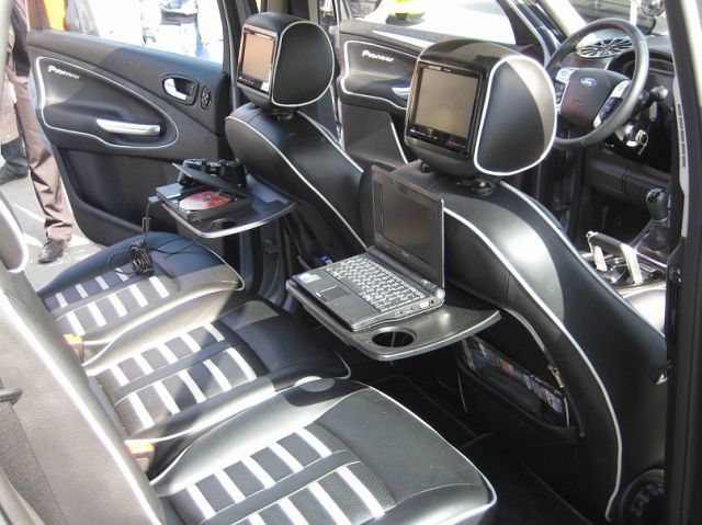 Smart TV: Most Extreme Car Interior Tuning