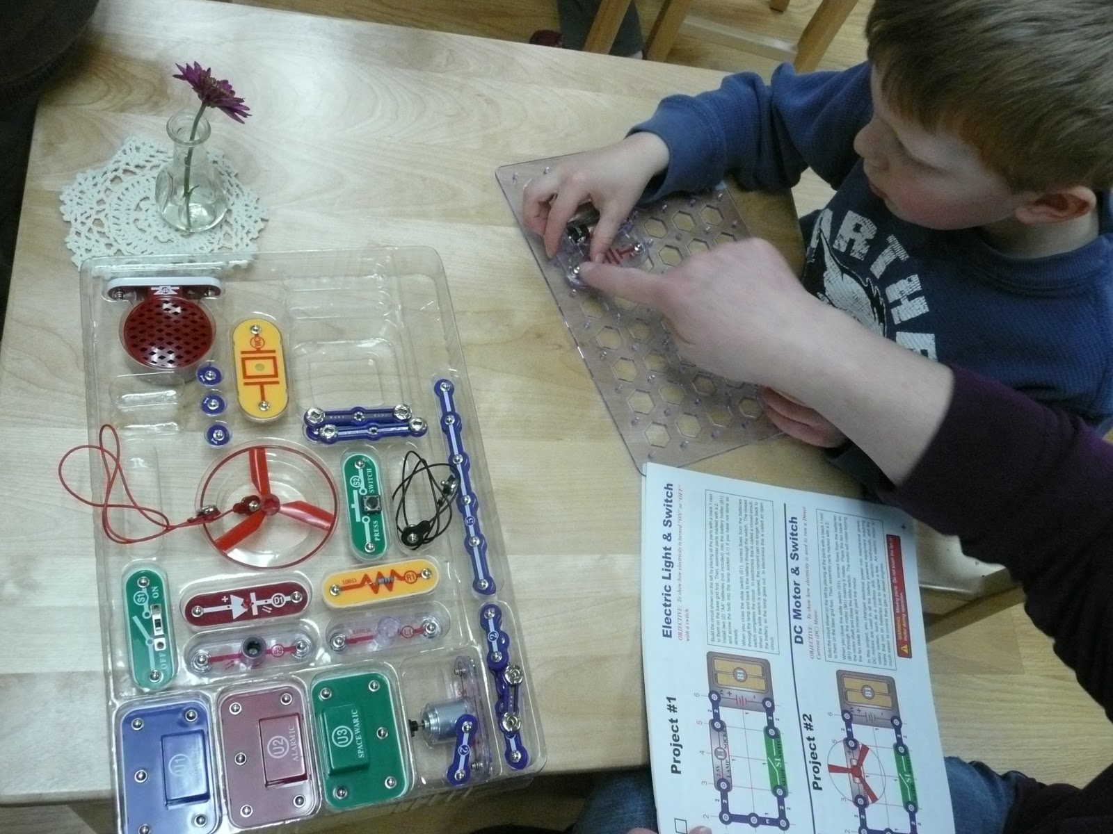 Montessori Teachings: More circuit work!