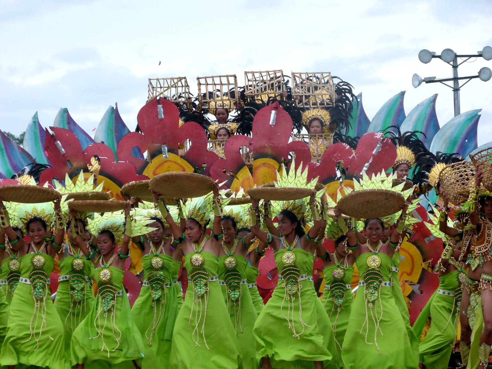 2013 KASADYAAN FESTIVAL RITUAL PRESENTATION - Lakwatserong Tsinelas