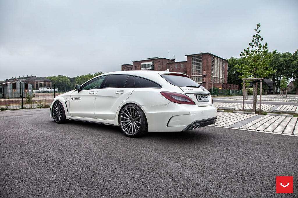 Mercedes-Benz X218 CLS63 AMG Shooting Brake Widebody | BENZTUNING