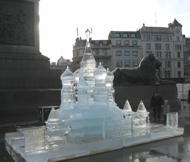 Colores y Miradas de Ana Viso: El Arte Efímero