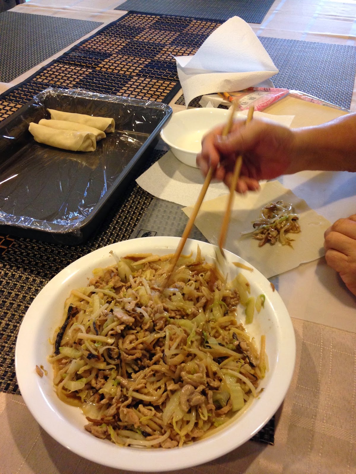 Po's Chinese Recipes: Chun Juan 春卷 (Egg rolls)